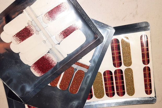 Mixed Mani Monday – Hanny and Chuck